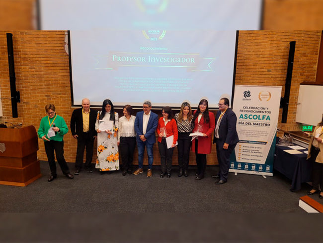 La profesora Melva Inés Gómez fue reconocida como Profesora ...